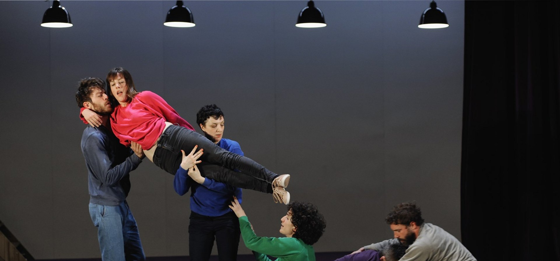 Tanz im August | Meg Stuart / Damaged Goods | UNTIL OUR HEARTS