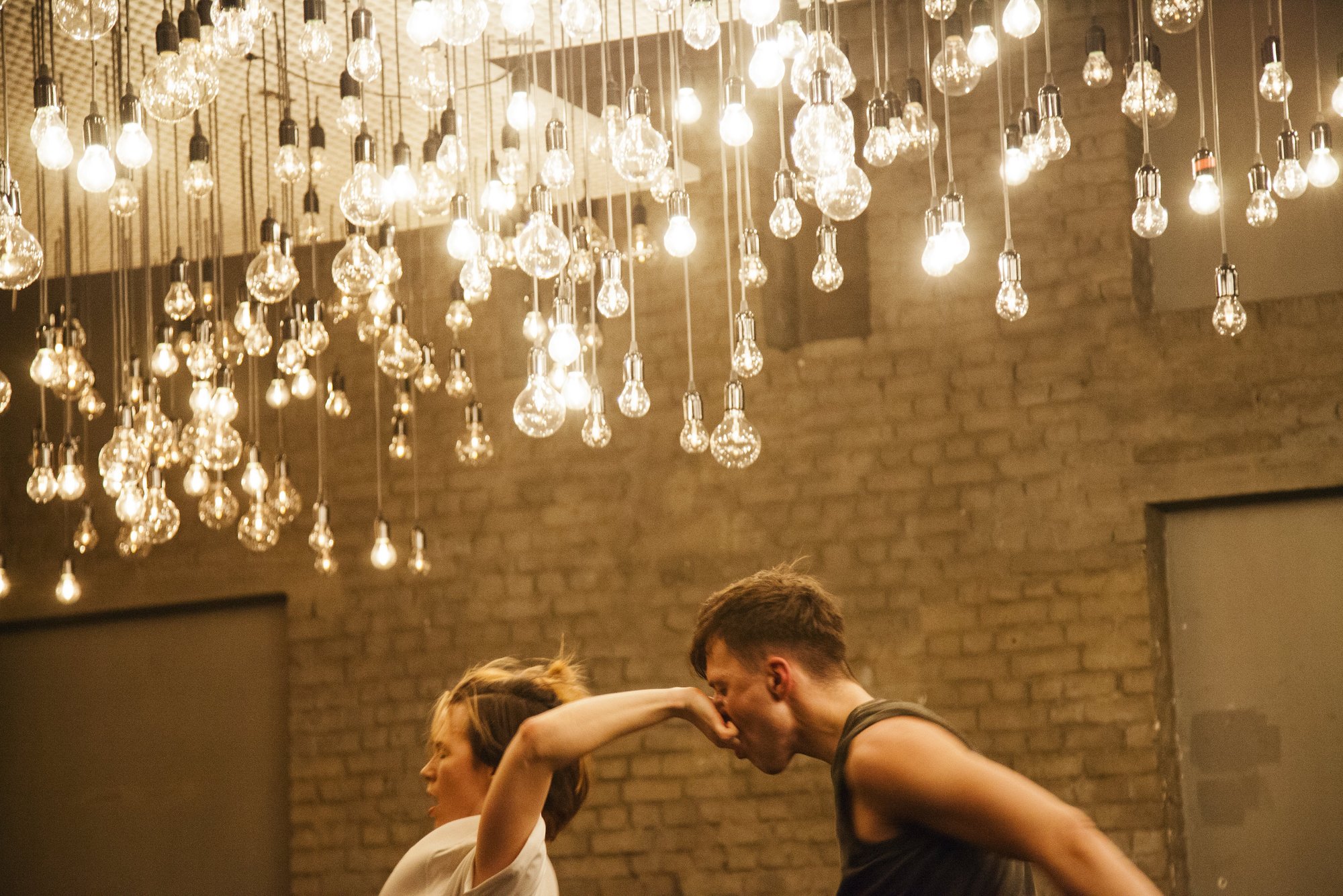 Tanz im August | Meg Stuart & Jompet Kuswidananto / Damaged Goods ...